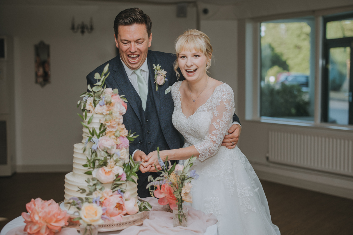 Libby & Jacob’s pagoda wedding at Southdowns Manor | Southdowns Manor