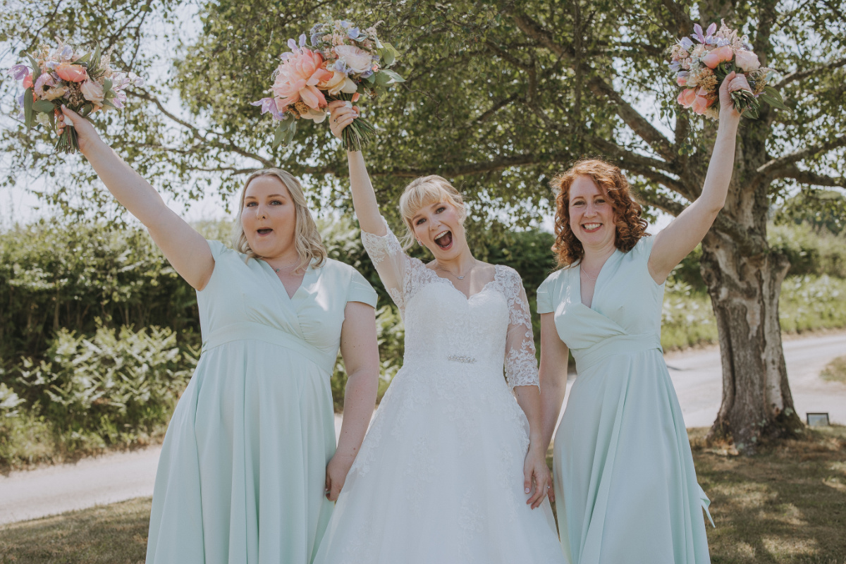 Libby & Jacob’s pagoda wedding at Southdowns Manor | Southdowns Manor
